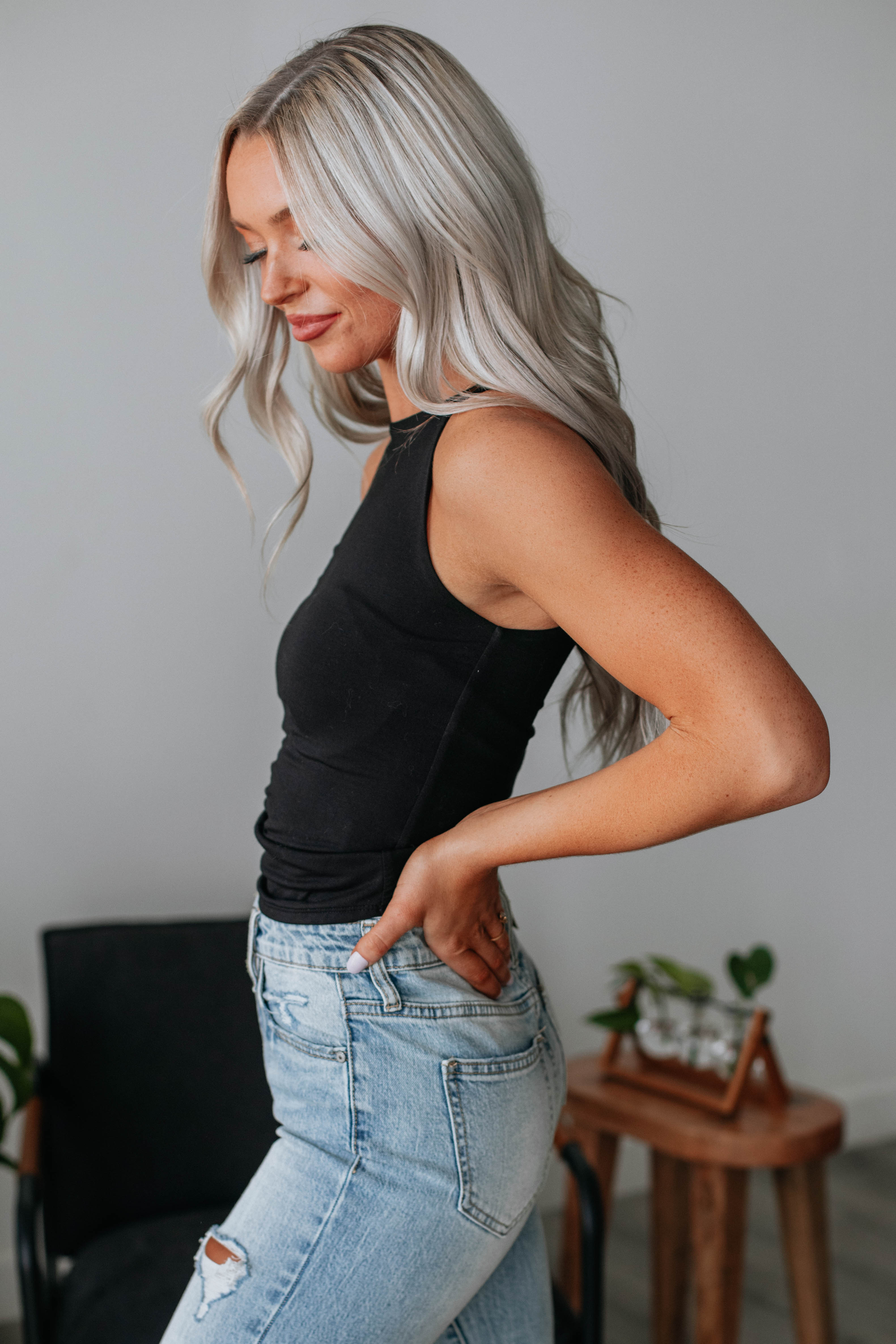 Ariel Basic Tank - Black – Wild Oak Boutique