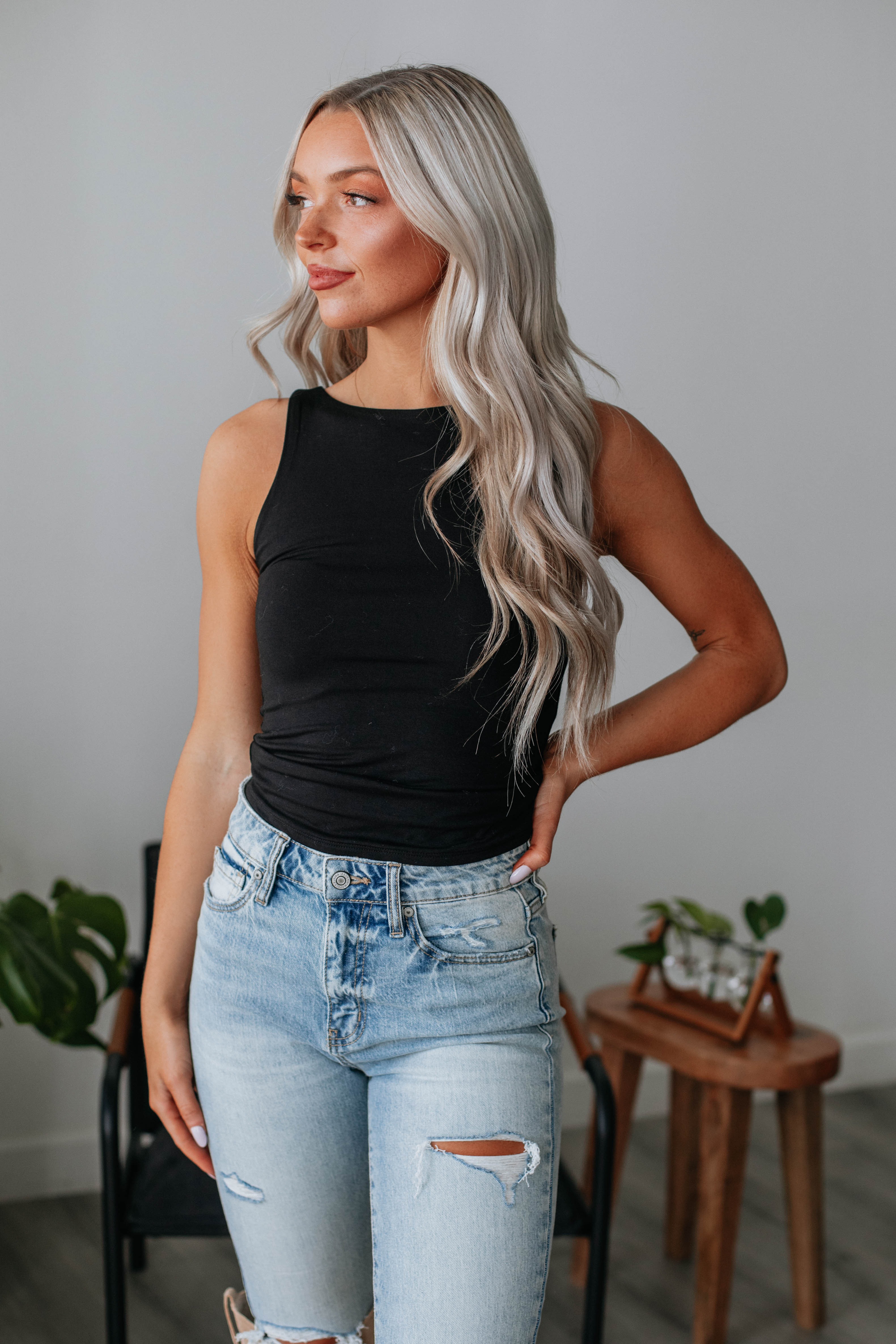 Ariel Basic Tank - Black – Wild Oak Boutique