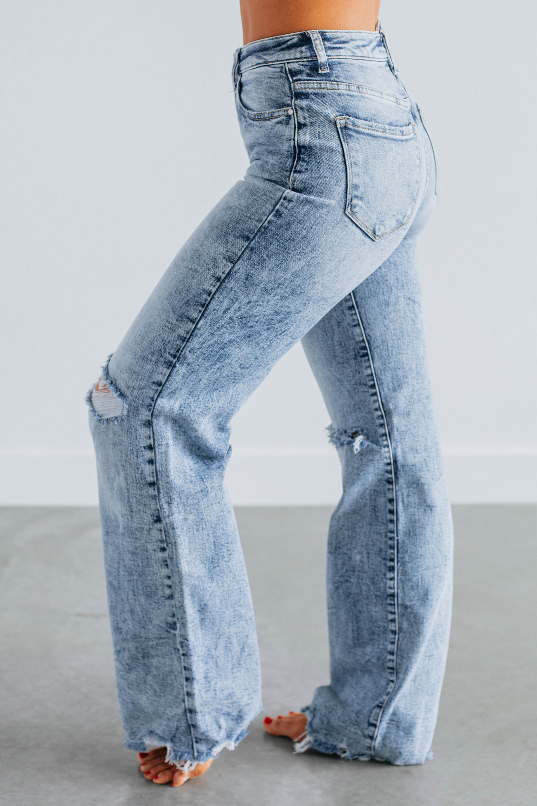 Jazlyn Risen Jeans - Karma – Wild Oak Boutique