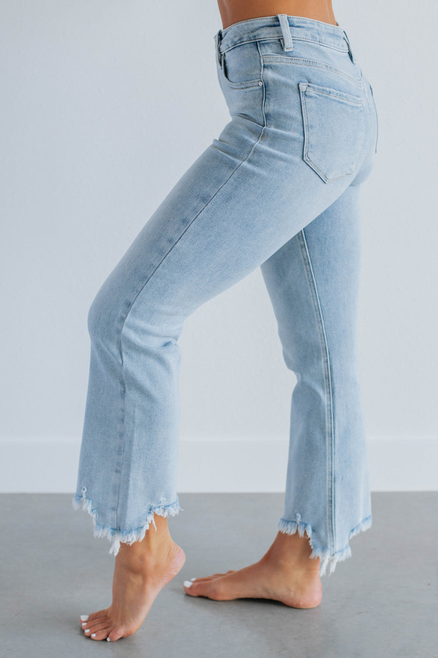 Neona Risen Jeans - Light Wash – Wild Oak Boutique
