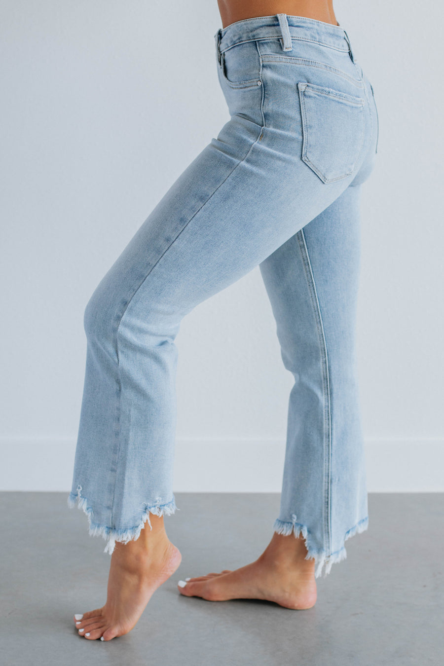Neona Risen Jeans - Light Wash – Wild Oak Boutique