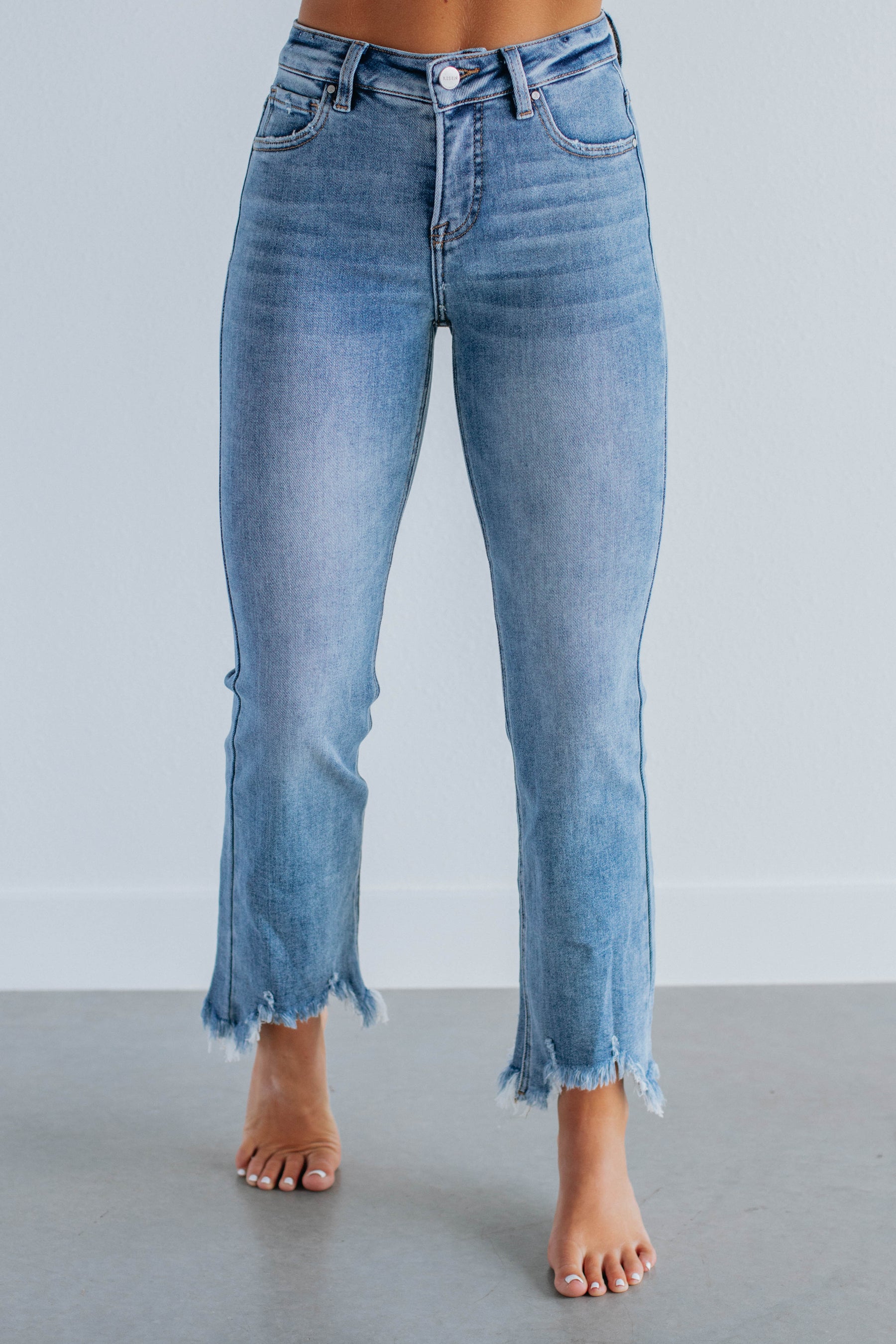 Neona Risen Jeans - Medium Wash – Wild Oak Boutique