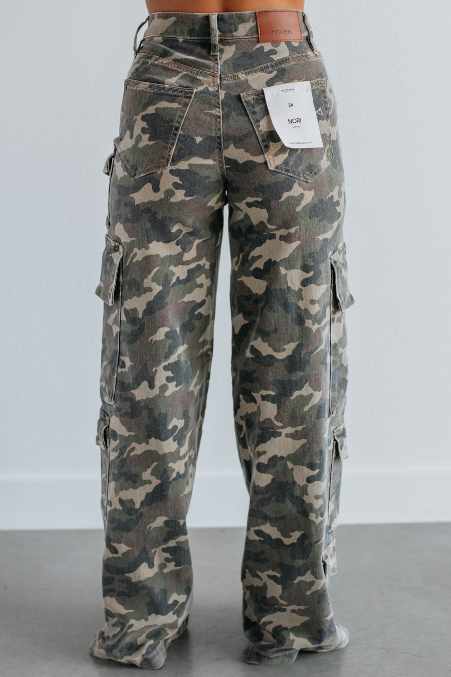 Nori Hidden Cargo Jeans - Camouflage – Wild Oak Boutique
