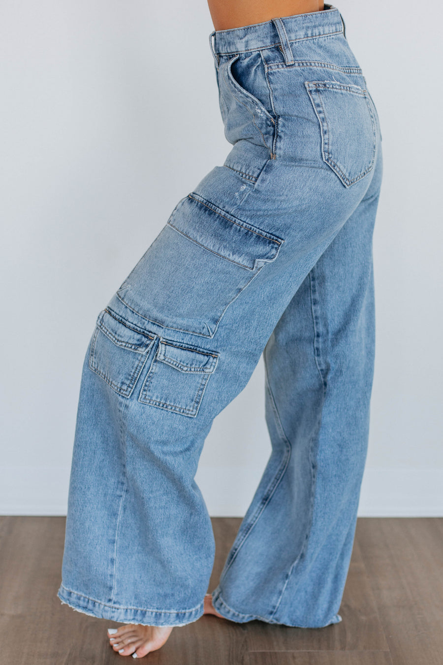 Nori Hidden Cargo Jeans - Medium Wash – Wild Oak Boutique