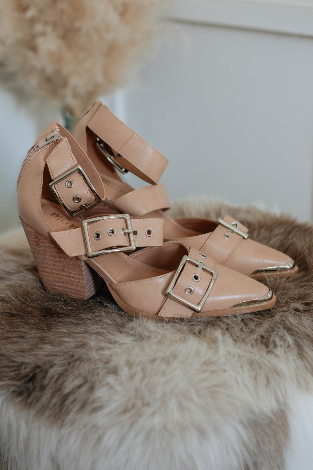 Proving My Point Heels - Beige – Wild Oak Boutique