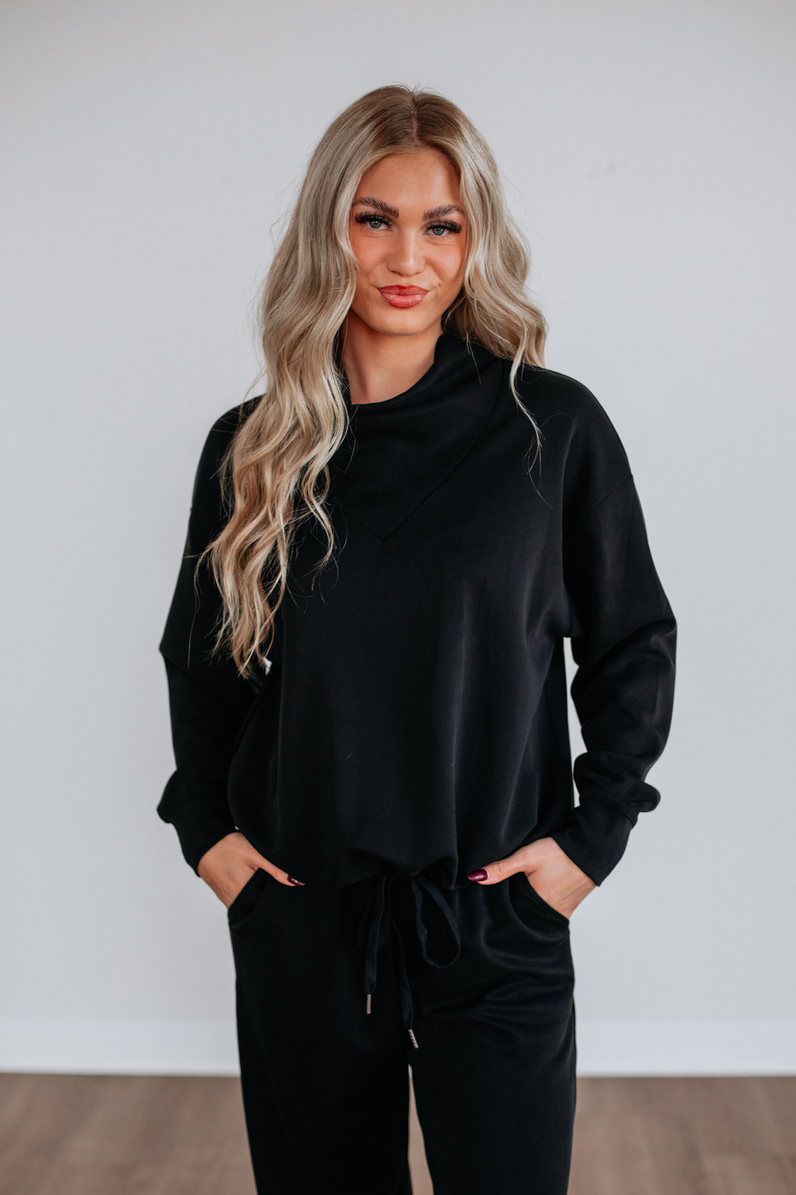Teleri Lounge Top - Washed Black – Wild Oak Boutique